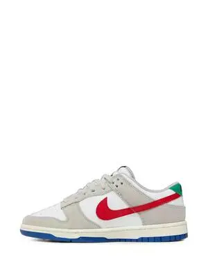 Nike Dunk Low Sneakers