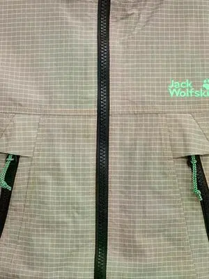 JACK WOLFSKIN Performance Rain Jacket