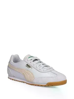 PUMA Arizona Sneakers