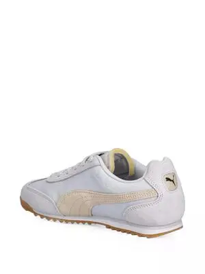 PUMA Arizona Sneakers