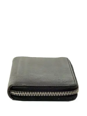 LOUIS VUITTON 2012 Taiga Zippy Vertical Wallet Long Wallets