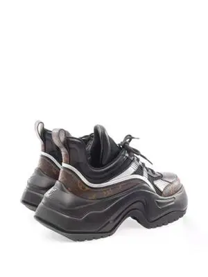 LOUIS VUITTON Arclight 2.0 Monogram Sneakers