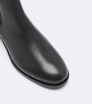 AeydĒ Caspar Leather Chelsea Boots