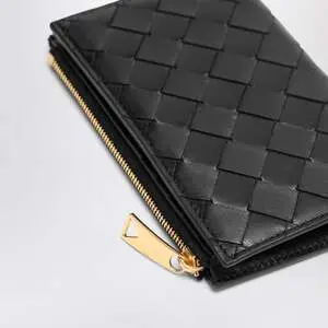 Bottega Veneta Medium Bi-fold Wallet In Intrecciato - Black