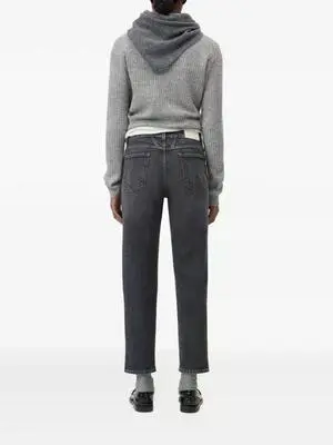 Closed Pedal Pusher Tapered Jeans