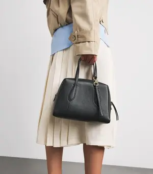 Harrods Small Leather Wren Shoulder Bag