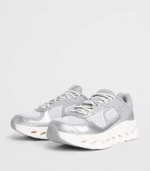 On Cloudtilt Arc Trainers