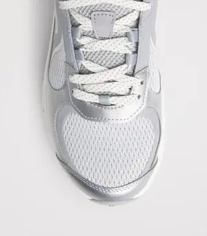 On Cloudtilt Arc Trainers