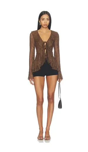 MORE TO COME Alisia Top In . Also