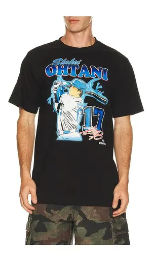 BIOWORLD Mlbpa Shohei Ohtani 17 Retro Tee In . Also - Black
