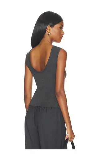 VIR VITA Iris Scoop Back Tank In . Also