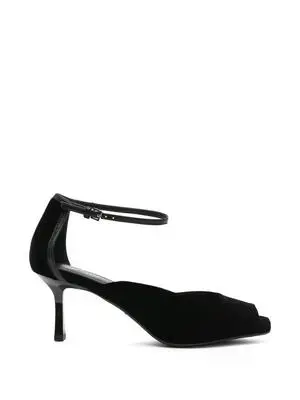 Lola Cruz Casual Pumps