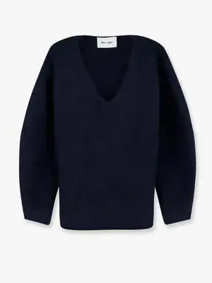 Soft Goat Cashmere V-neck Sweater