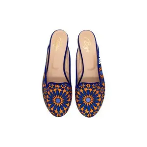 BIZU Slip-on Mule With Graphic Print - Blue/orange