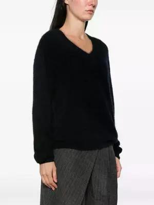 IVORY PARIS Dolly V-neck Sweater