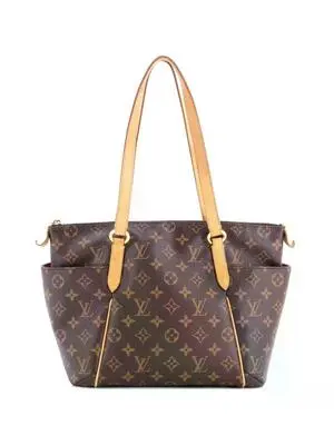 LOUIS VUITTON Monogram Canvas Pm Shoulder Bag - Brown