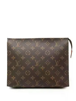 LOUIS VUITTON 2016 Monogram Toiletry Pouch 26 Clutch Bag - Brown