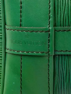 LOUIS VUITTON Epi Noe Gm Bucket Bag