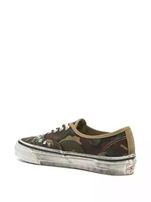 VANS Studded Camouflage Print Lace-up Sneakers