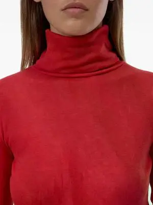 Closed Roll-neck Sweater