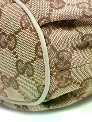 Gucci Gg Canvas Shoulder Bag