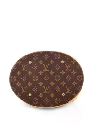 LOUIS VUITTON Monogram Canvas Gm Bucket Bag