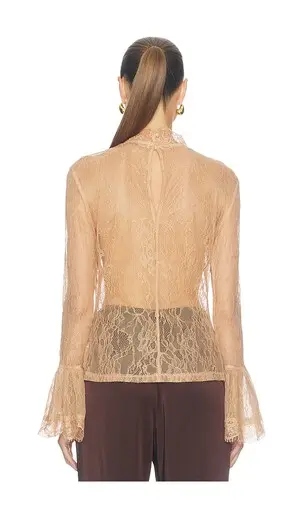 NONCHALANT LABEL Letty Lace Top In . Also