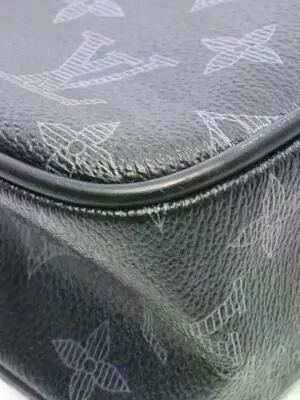 LOUIS VUITTON Monogram Eclipse Vivienne Shoulder Bag