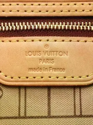 LOUIS VUITTON 2008 Mm Monogram Neverfull Tote Bag