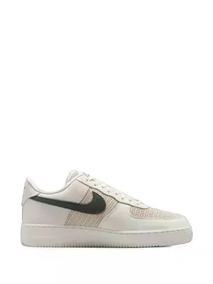 Nike Air Force 1 Low '07 Lv8 Sneakers