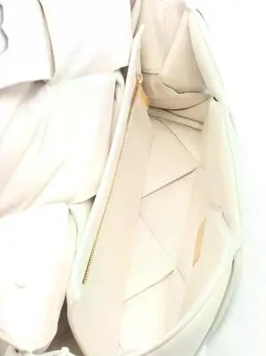 Bottega Veneta 2000s Maxi Intrecciato Shoulder Bag - Neutrals