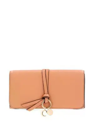 Chloé Alphabet Grained Leather Wallet - Neutrals