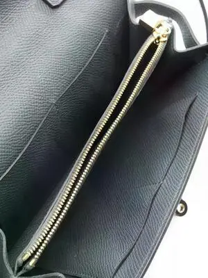 Hermès Kelly Long To Go Shoulder Bag