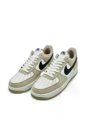 Nike Air Force 1 '07 Lv8 Sneakers - Neutrals