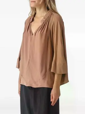 MEIMEIJ Gathered V-neck Blouse