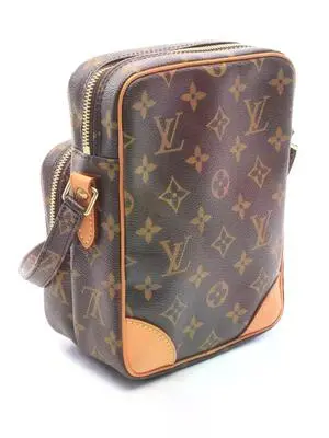 LOUIS VUITTON 2006 Monogram Amazone Crossbody Bag