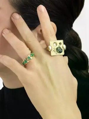 CAROL KAUFFMANN Rocks Pedrita Green Tourmaline Ring