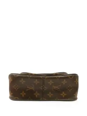 LOUIS VUITTON Passy Monogram Messenger Bag
