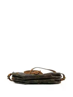 LOUIS VUITTON 30 Saumur Monogram Shoulder Bag