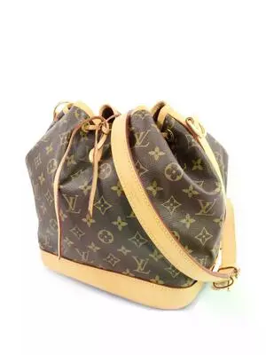 LOUIS VUITTON Petit Noé Monogram Bucket Bag