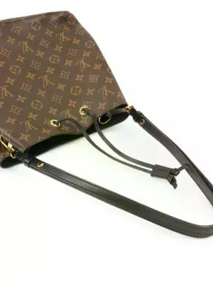 LOUIS VUITTON Mm Neo Noe Monogram Bucket Bag