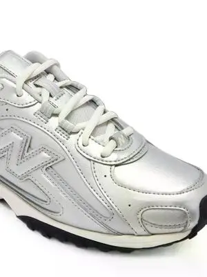 NEW BALANCE 204l Panelled Sneakers