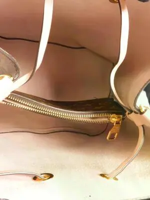 LOUIS VUITTON Mm Neo Noe Monogram Bucket Bag