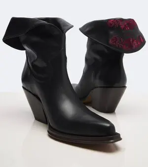 Chloé Azelan Leather Cowboy Boots