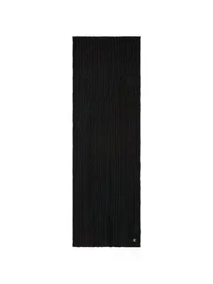 Calvin Klein Ribbed-knit Logo-plaque Scarf - Black