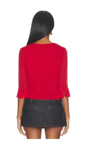 With Jéan Elsie Top In . Also