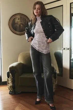 INTIMATELY Rococo Layering Top At