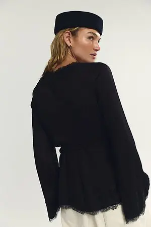NIGEL PRESTON Wrap Around Me Top At - Black