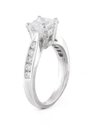 LB EXCLUSIVE Diamond Solitaire Ring - Silver