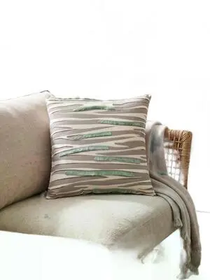 L'OCA NERA Fringe-detail Abstract-pattern Cushion